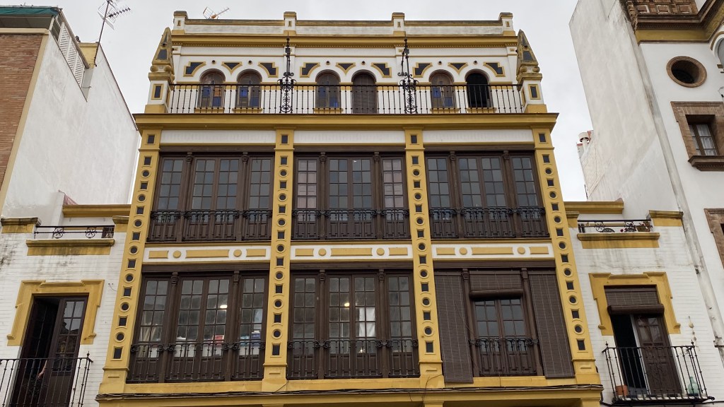 Sevilla Bucket List - The Top 20 Places of the Andalusian Capital