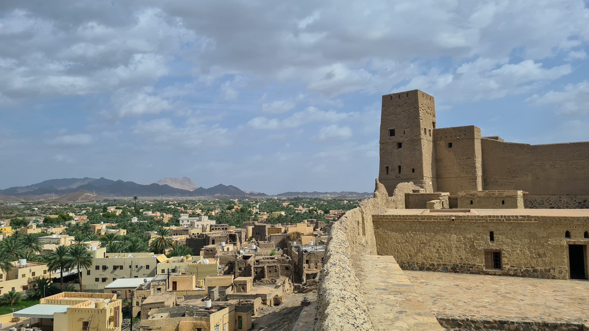Bahla in Oman, the image of the perfect fort - Besides the Obvious