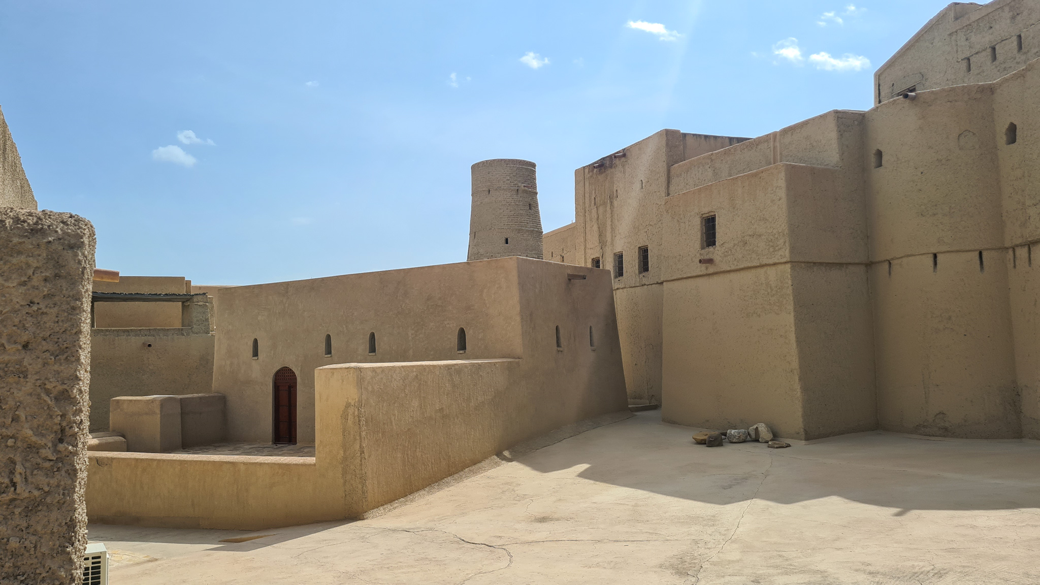 Bahla in Oman, the image of the perfect fort - Besides the Obvious
