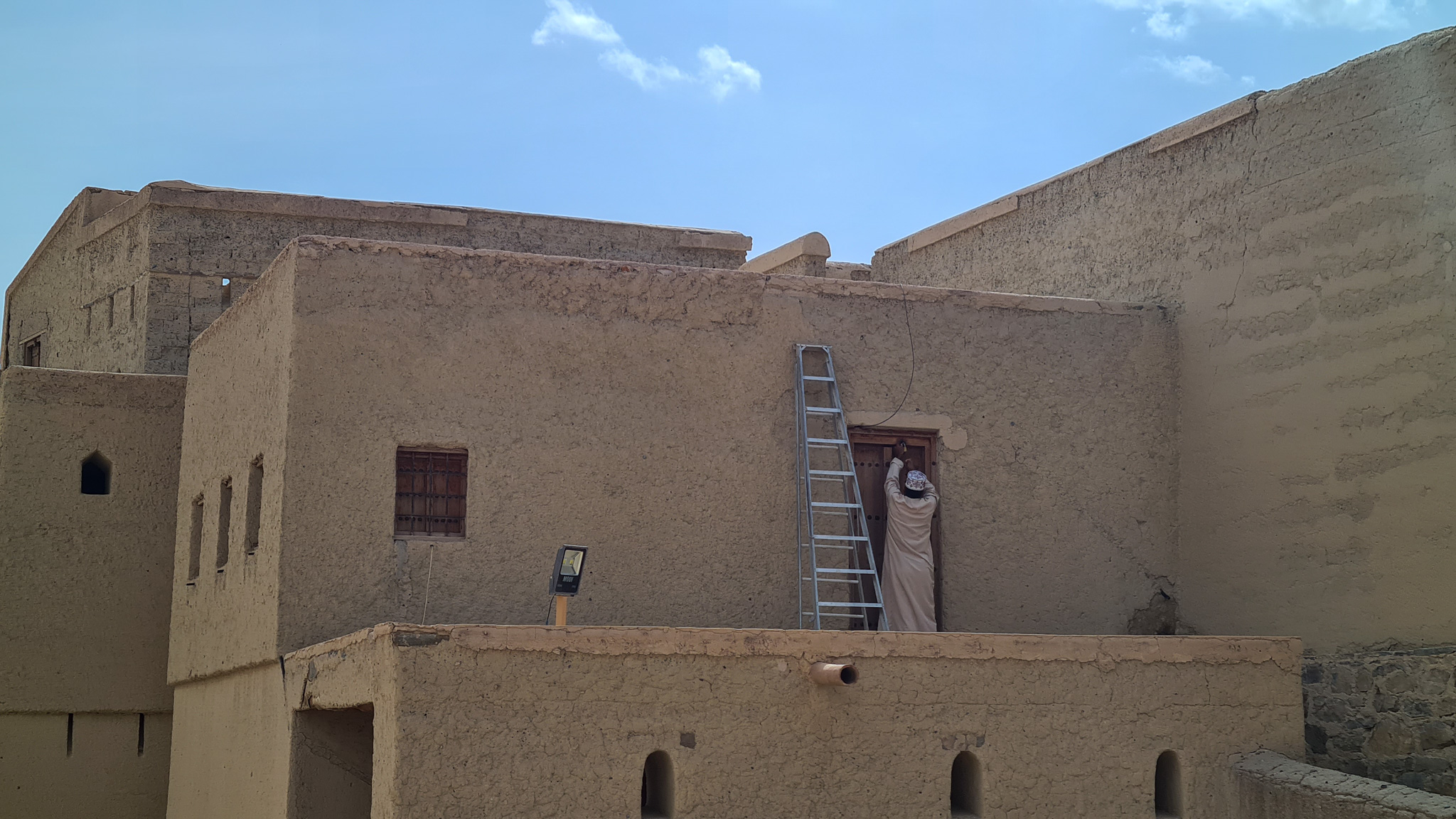 Bahla in Oman, the image of the perfect fort - Besides the Obvious
