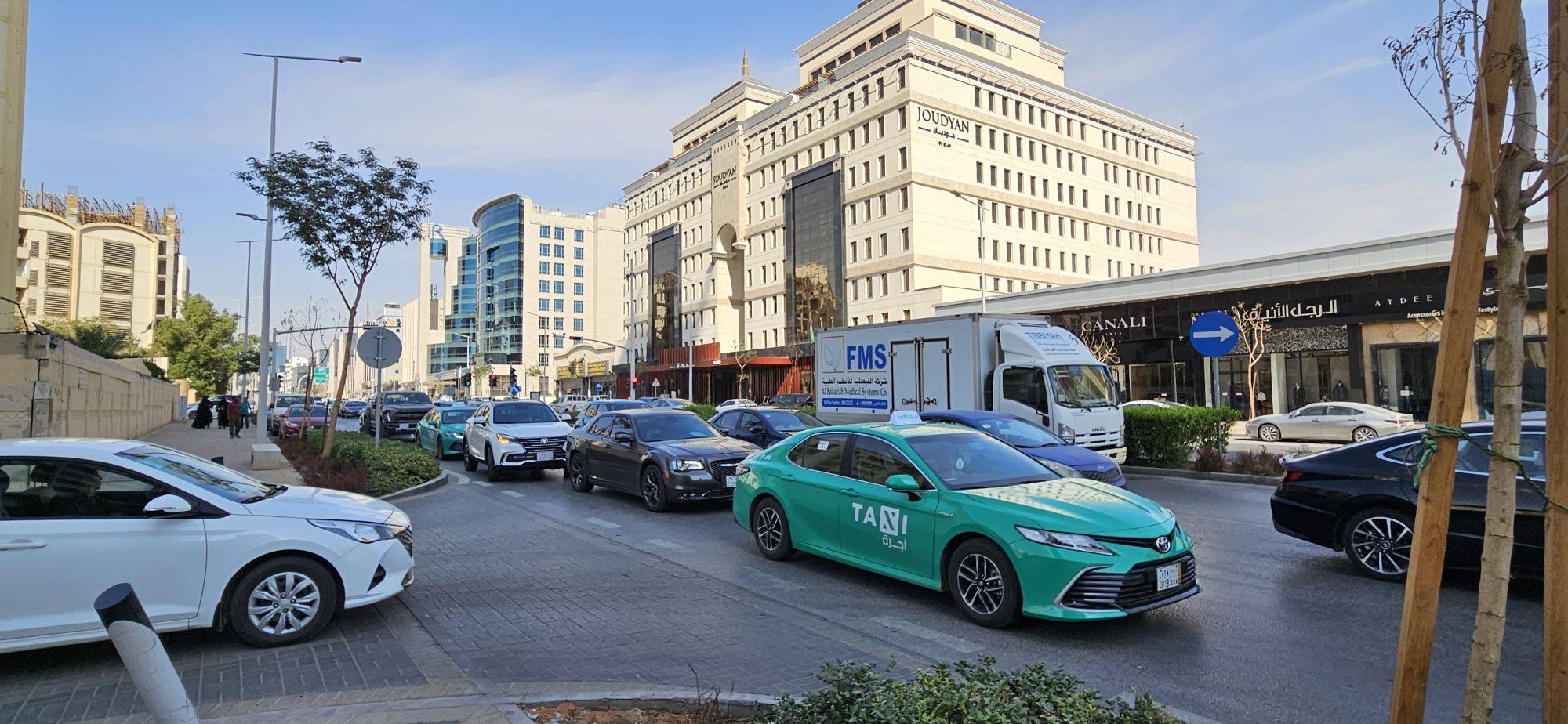 Taxis in Riyadh - Survive and enjoy them - Besides the Obvious
